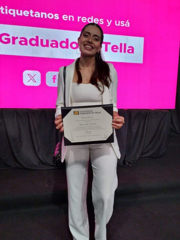 Felicitan a Luana Ailyn Alvarado por su título de Abogada | Diario ...